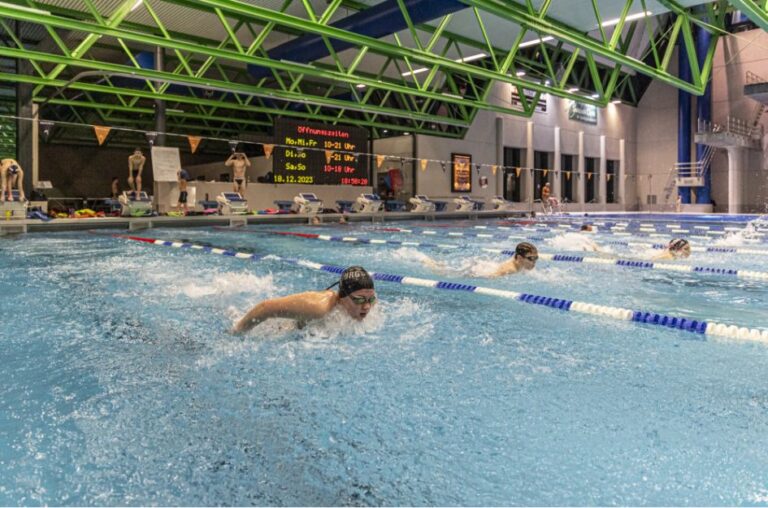 Frei- und Hallenbad Westbad - Regio Bäder