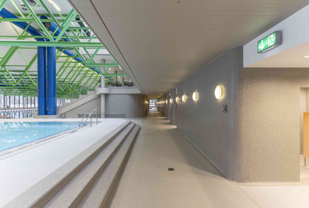 Frei- und Hallenbad Westbad - Regio Bäder